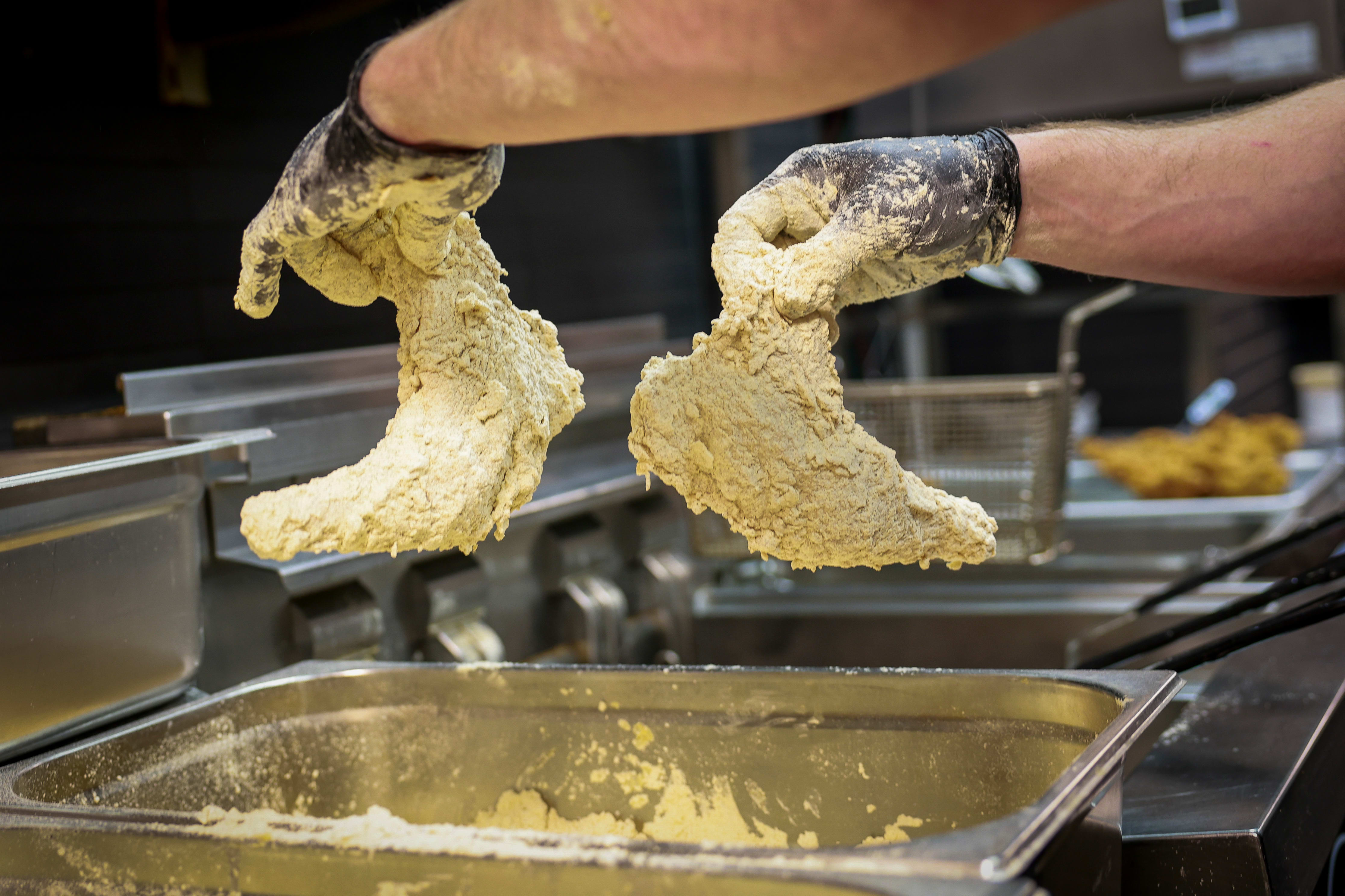 Hot Temper serverer helt ellevilt god kylling på Grünerløkka