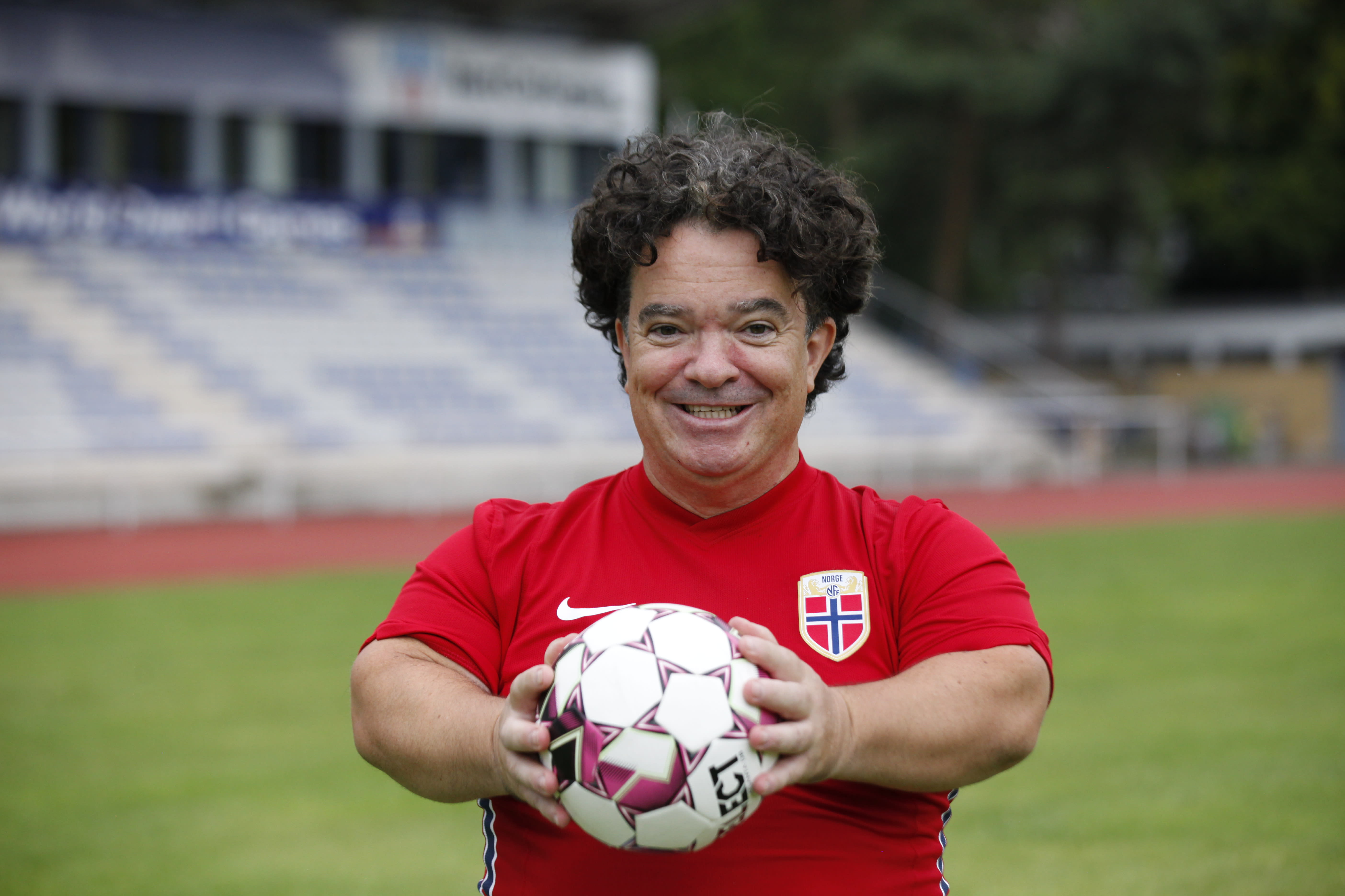 Triveligere TV enn «Gigantene» skal du lete lenge etter