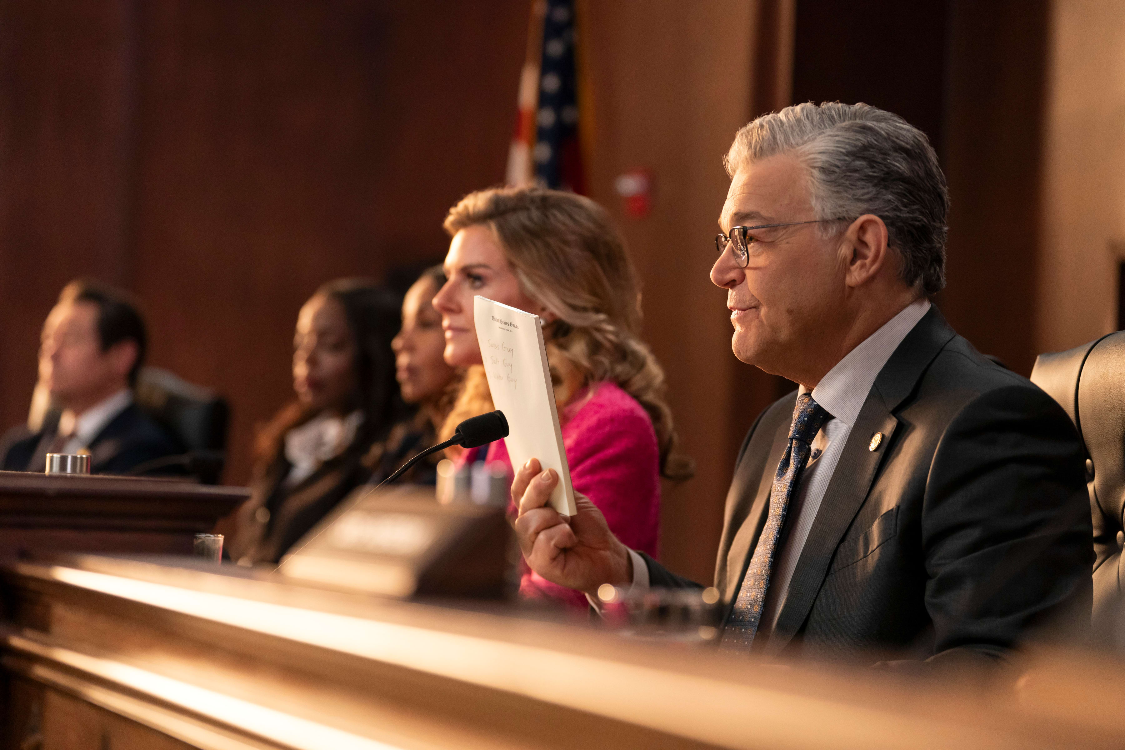 «The Residence» på Netflix er noe av det morsomste vi har sett på lenge