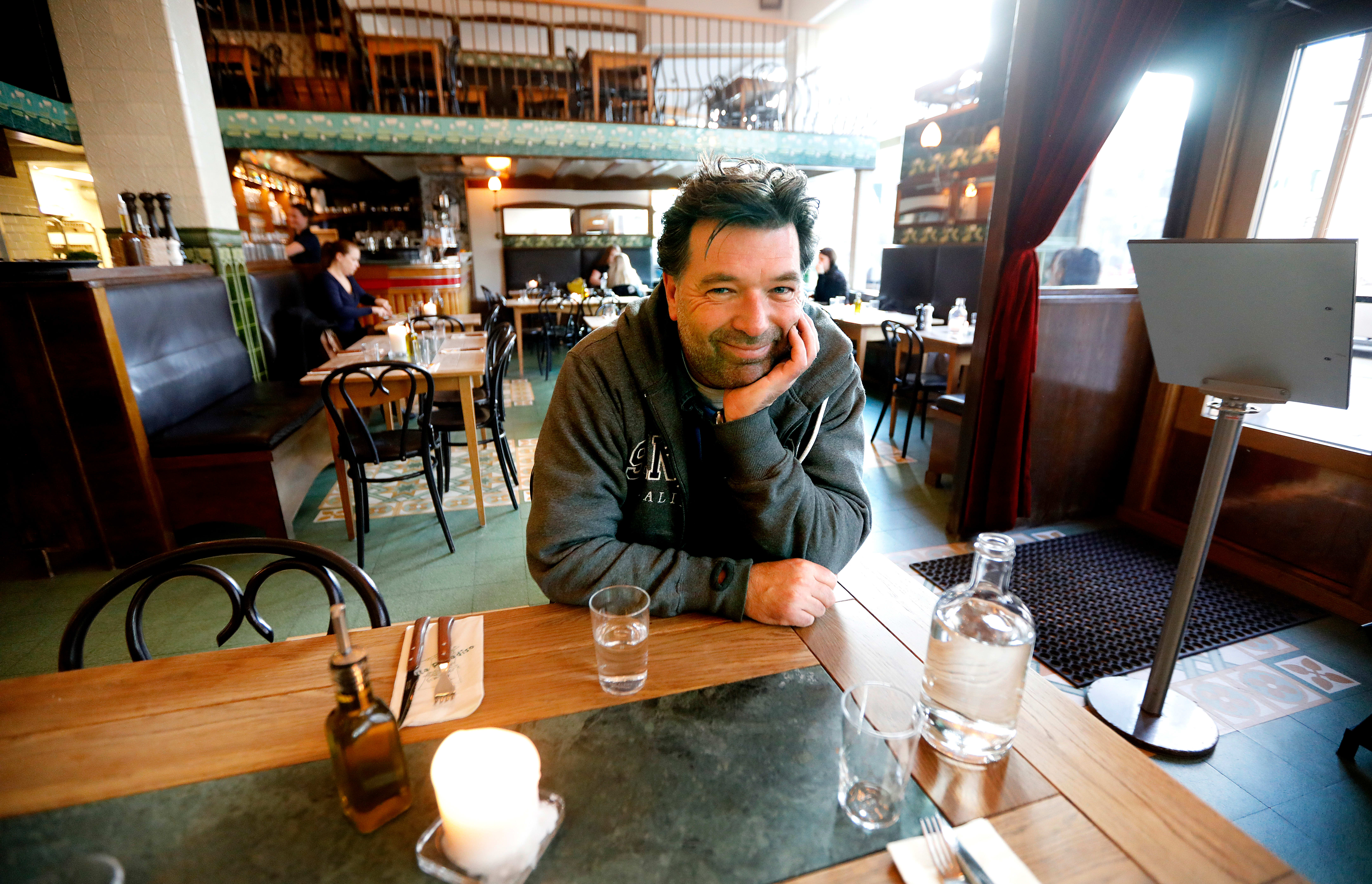 Heter det en eller et snitt øl?