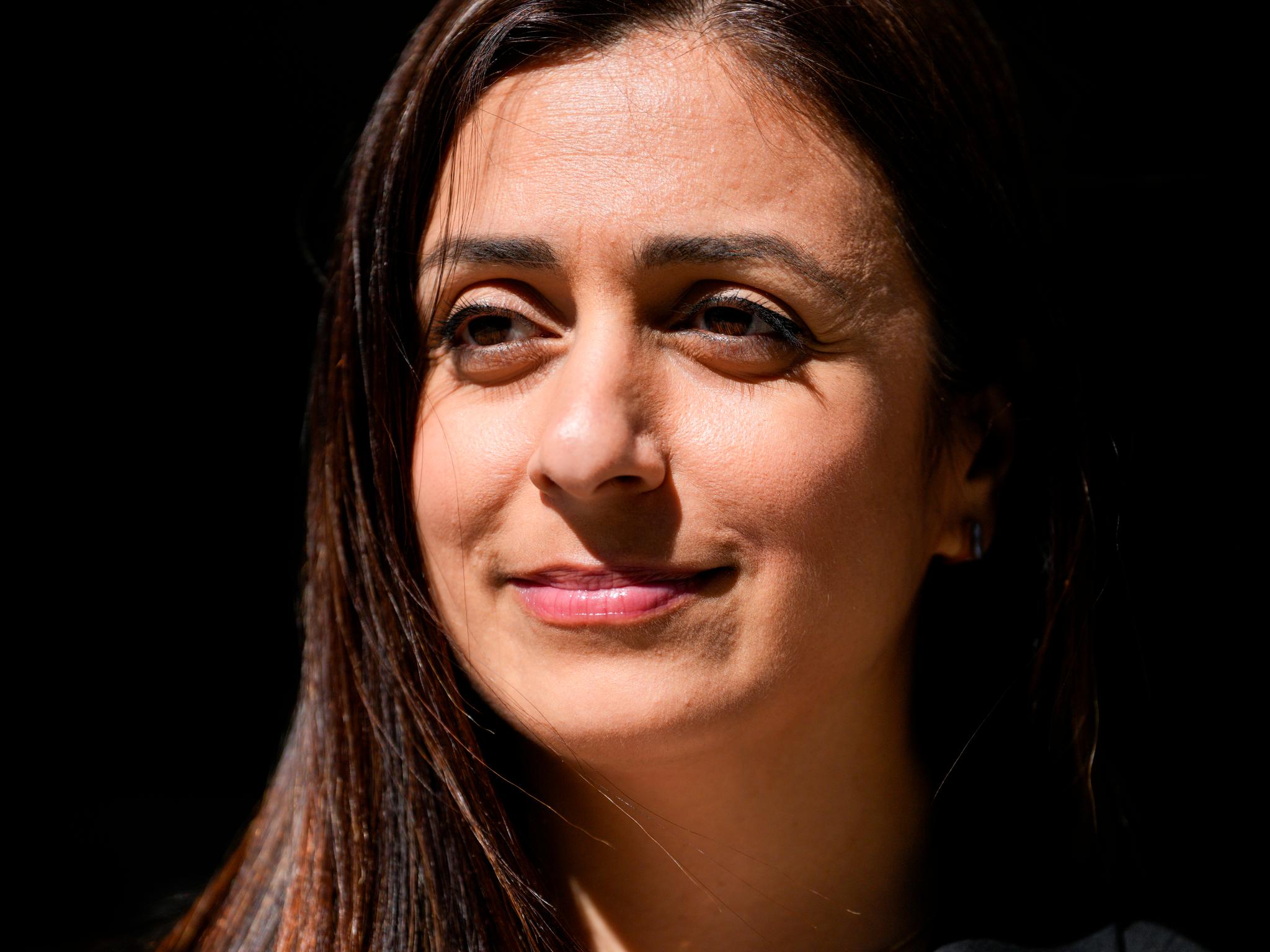 Ap-duell: Hadia Tajik og Kamzy Gunaratnam så godt som likt Ap-duell: Hadia Tajik og Kamzy Gunaratnam så godt som likt