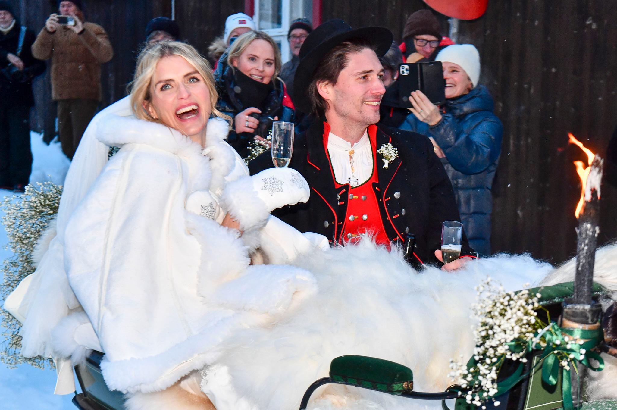 Therese Johaug og Nils Jakob Hoff har giftet seg Therese Johaug og Nils Jakob Hoff har giftet seg