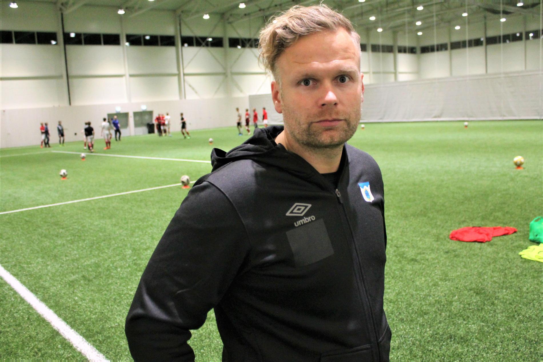 Samuelsen om den ledige trenerjobben i TUIL: – Jeg er topp motivert Samuelsen om den ledige trenerjobben i TUIL: – Jeg er topp motivert