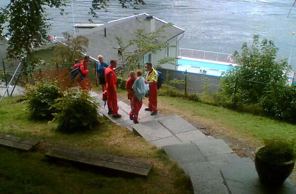Gutt reddet i Nordnes sjøbad Gutt reddet i Nordnes sjøbad