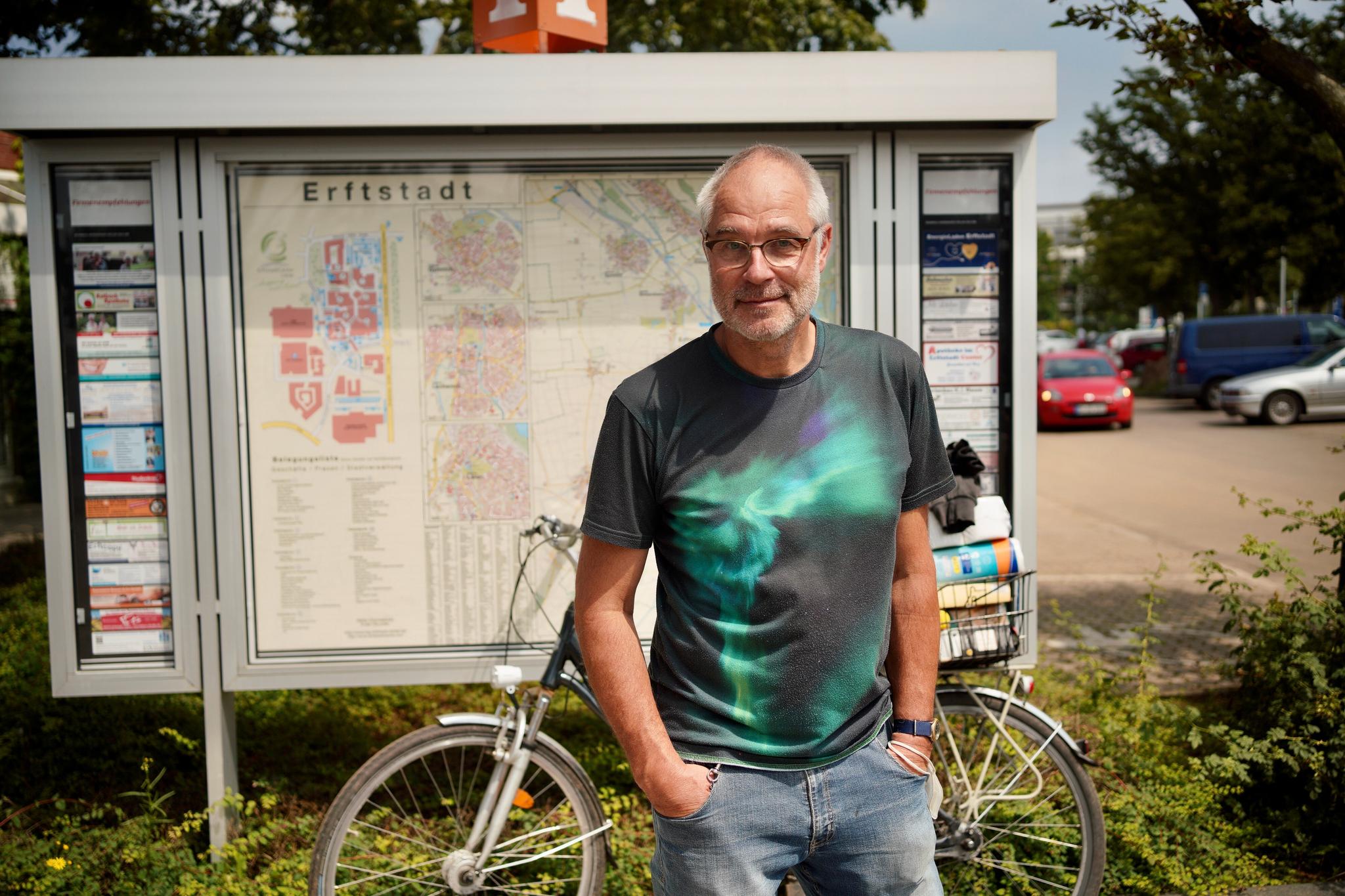 Her har vi ikke mobildekning. Og innbyggerne får ingen informasjon. Her har vi ikke mobildekning. Og innbyggerne får ingen informasjon.