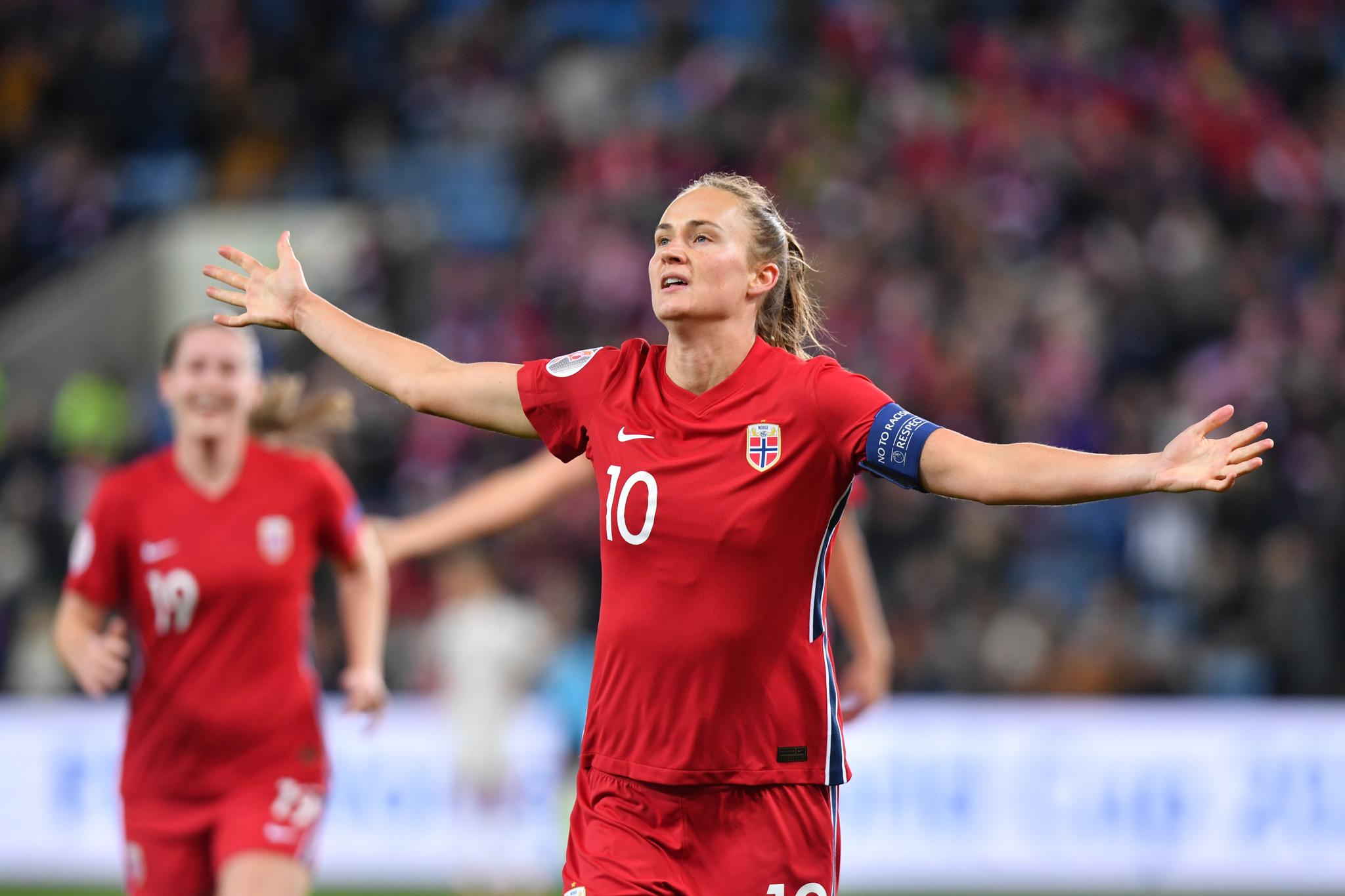 Caroline Graham Hansen tar pause fra landslaget Caroline Graham Hansen tar pause fra landslaget