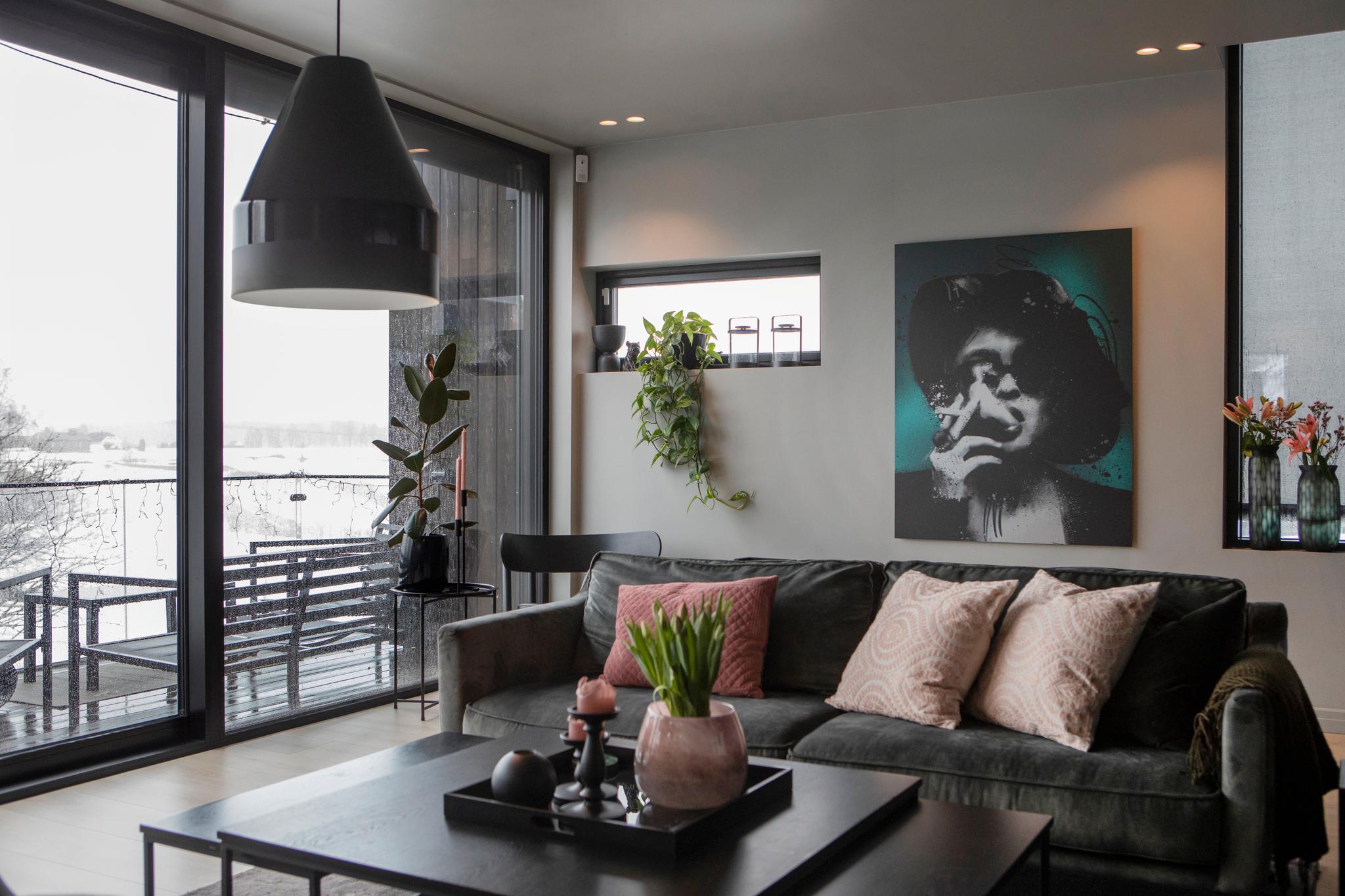 Bygget om gammelt hus i skogkanten: – Vi ville ha et hus som skilte seg ... Bygget om gammelt hus i skogkanten: – Vi ville ha et hus som skilte seg ...
