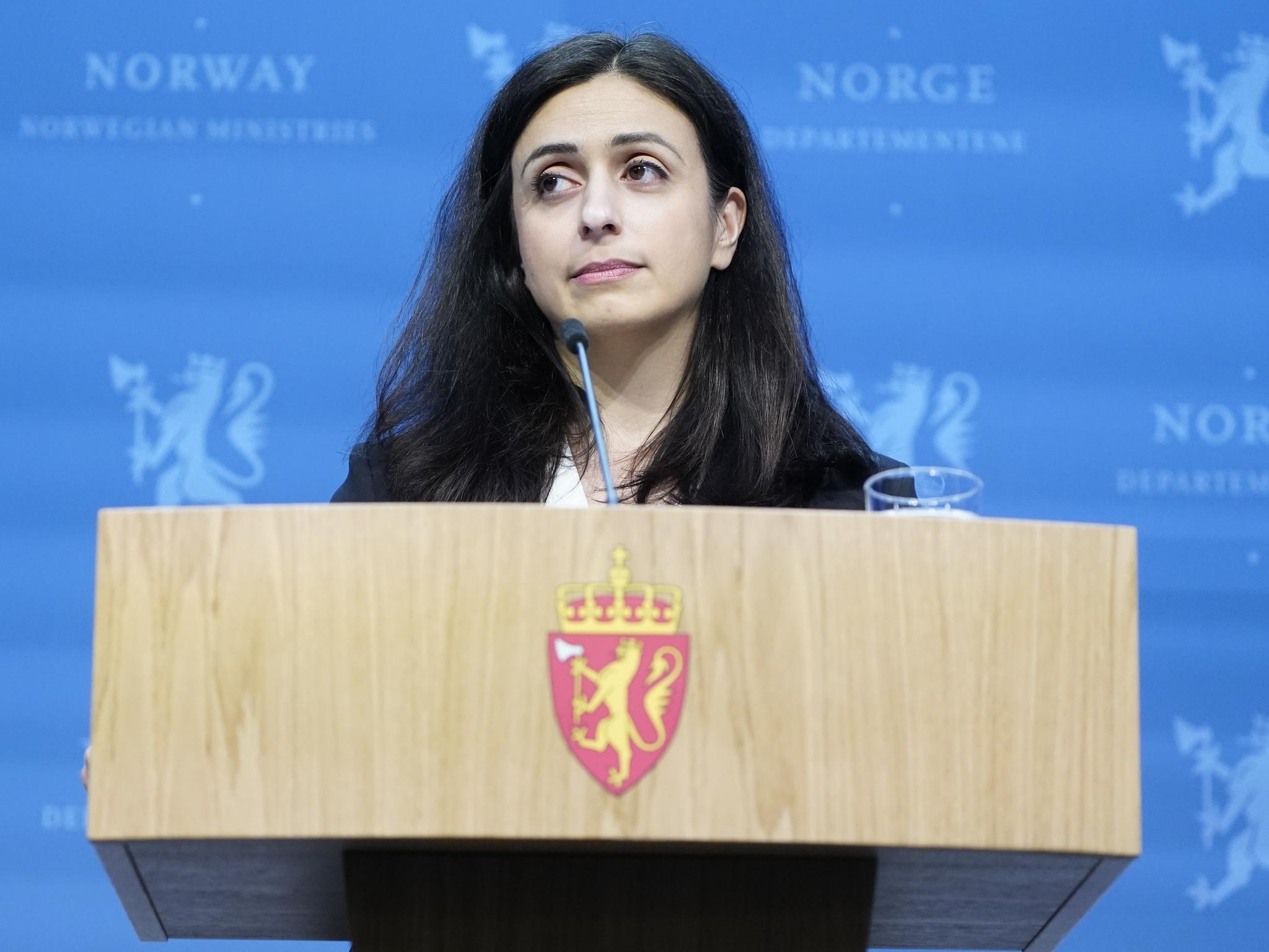 Hadia Tajik går av: – Jeg betaler ekstra skatt, og jeg går av Hadia Tajik går av: – Jeg betaler ekstra skatt, og jeg går av