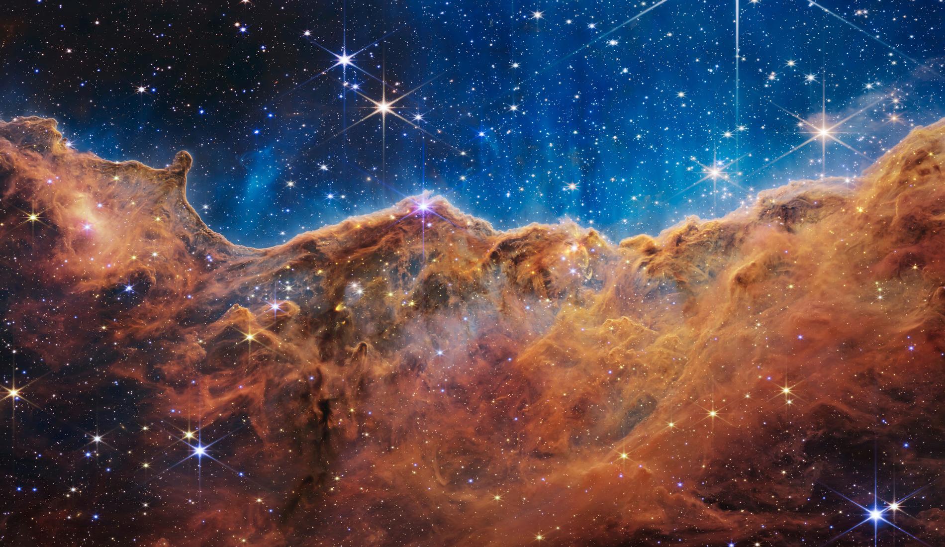Nye bilder viser deler av universet som vi aldri har sett før Nye bilder viser deler av universet som vi aldri har sett før