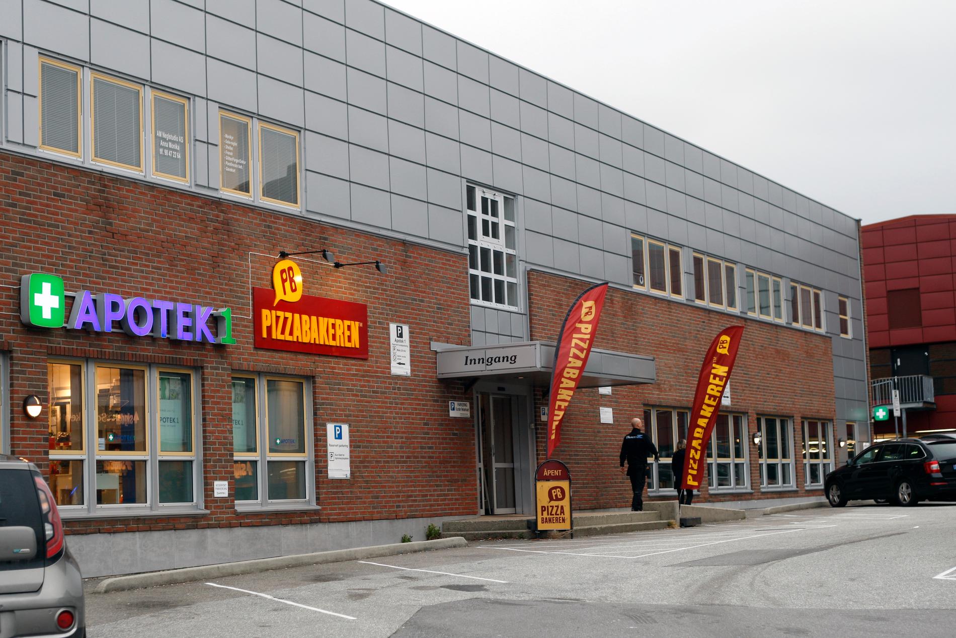 Apotek er stengt på grunn av koronasmitte Apotek er stengt på grunn av koronasmitte