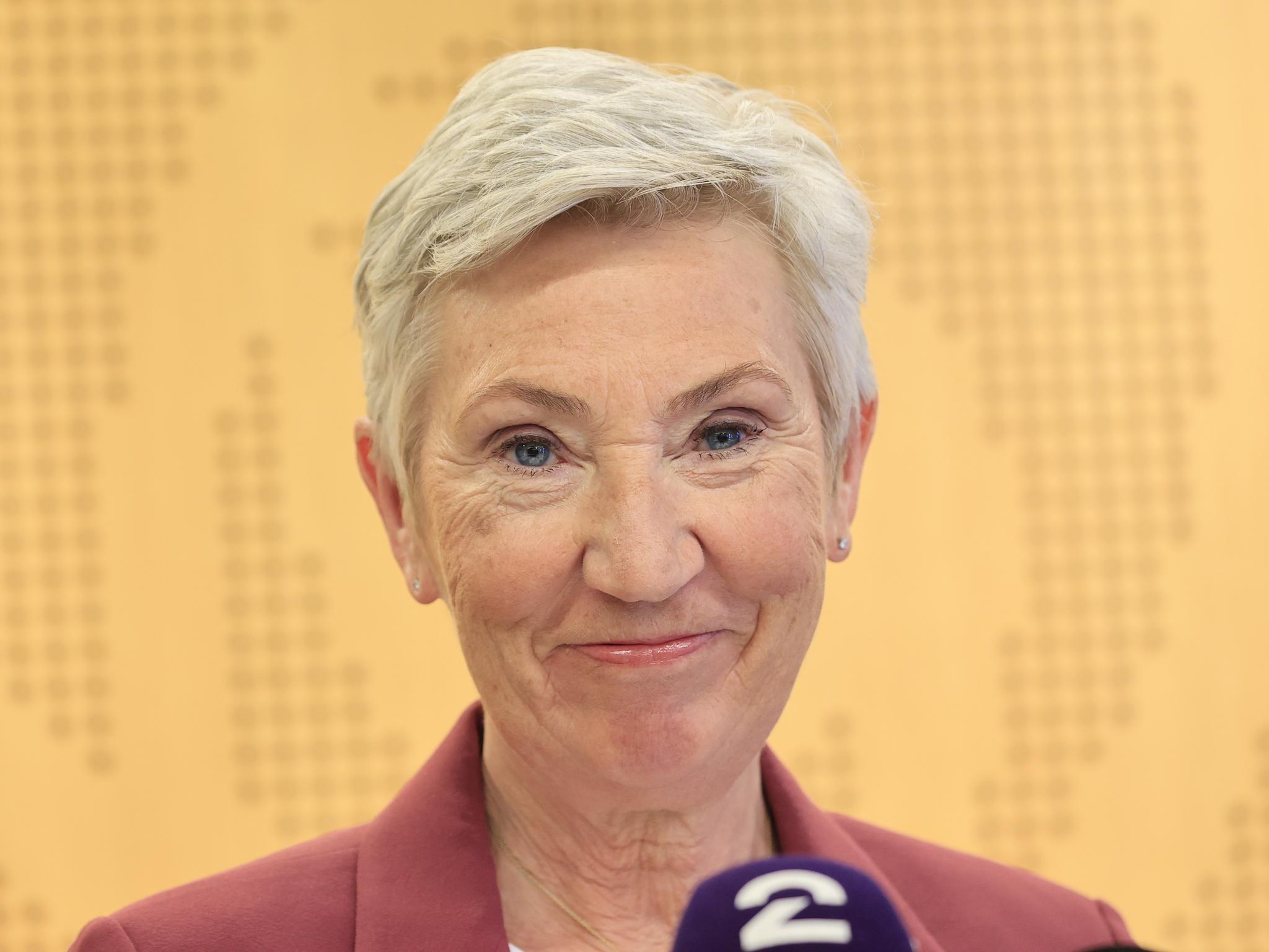 Brenna og Vestre overlevde massakren. Nå inntar de toppen av et parti i ... Brenna og Vestre overlevde massakren. Nå inntar de toppen av et parti i ...