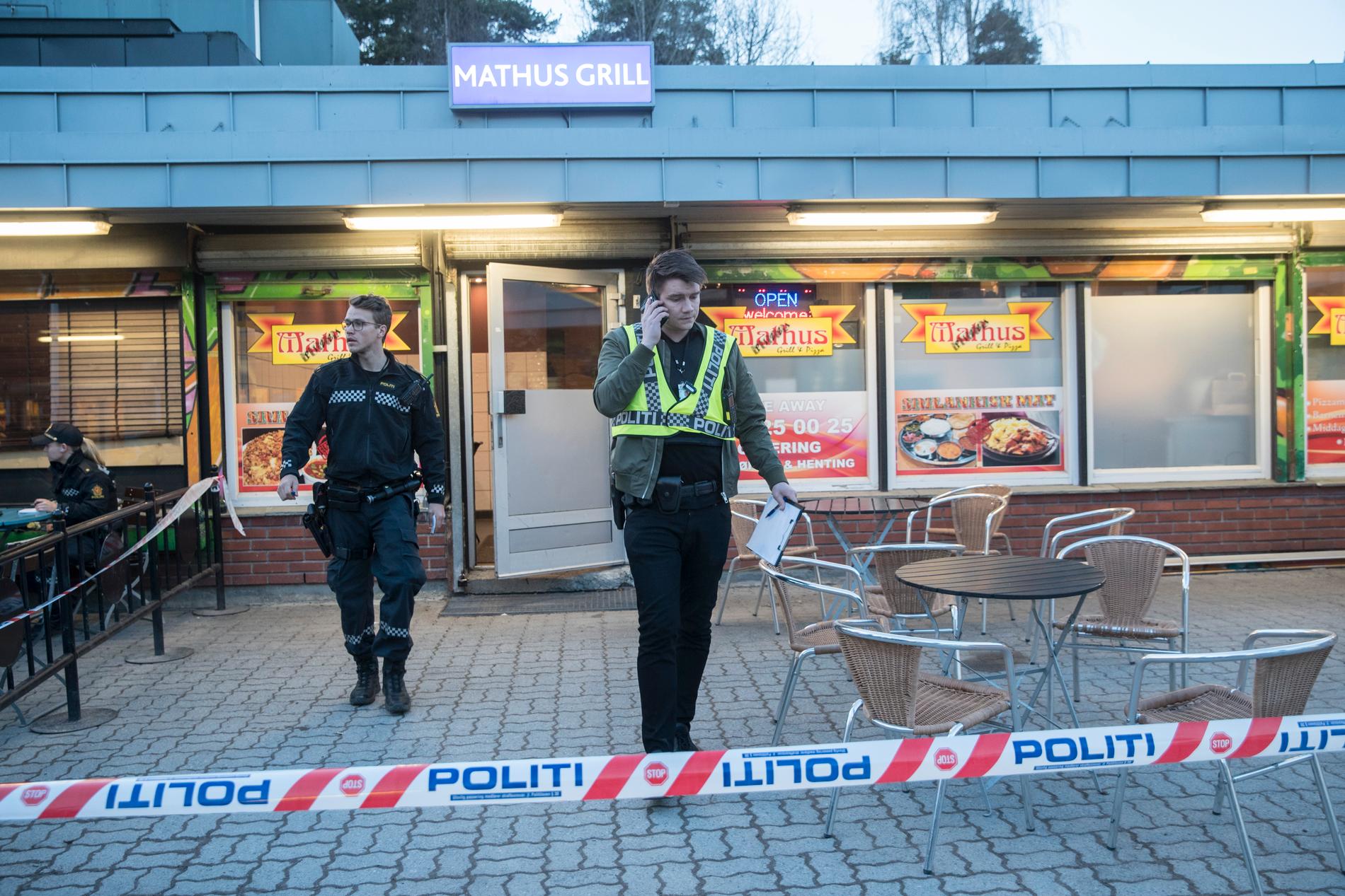 Justisministeren sender 30 nye politifolk til Groruddalen Justisministeren sender 30 nye politifolk til Groruddalen