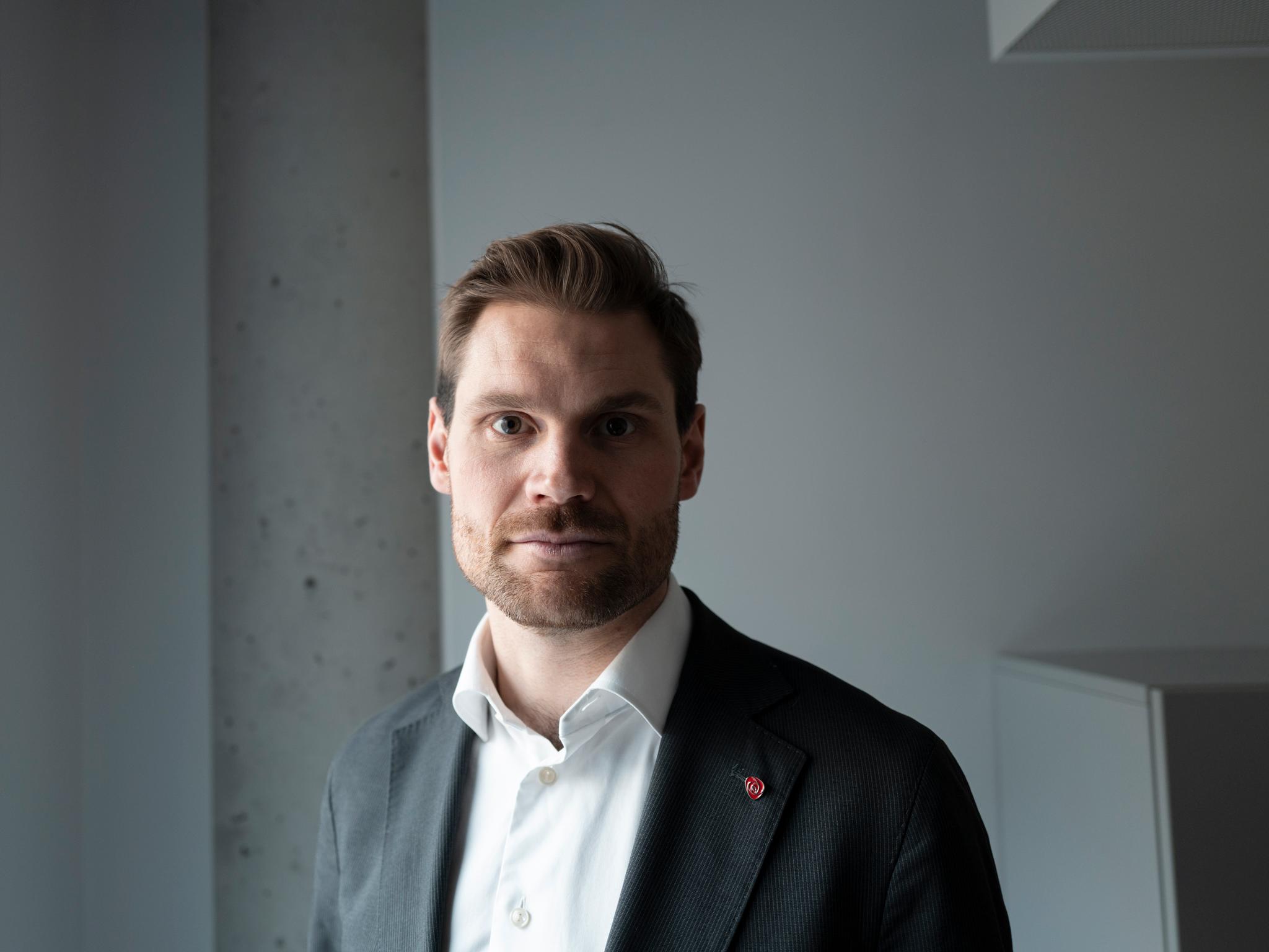 Siste nytt fra Norge og utlandet - Trump vil internere papirløse på ... Siste nytt fra Norge og utlandet - Trump vil internere papirløse på ...